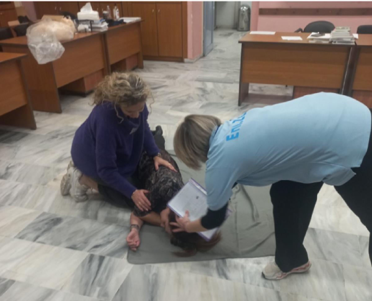 Σεμινάριο στην «Καρδιοπνευμονική αναζωογόνηση με Αυτόματο Εξωτερικό ...