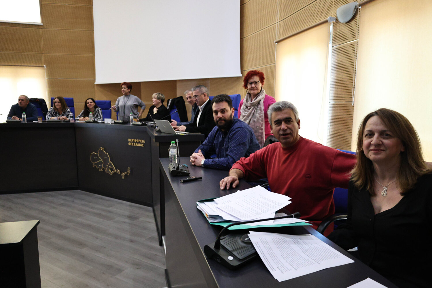 Υποστελέχωση και υποχρηματοδότηση των υπηρεσιών στις Περιφέρειες ...