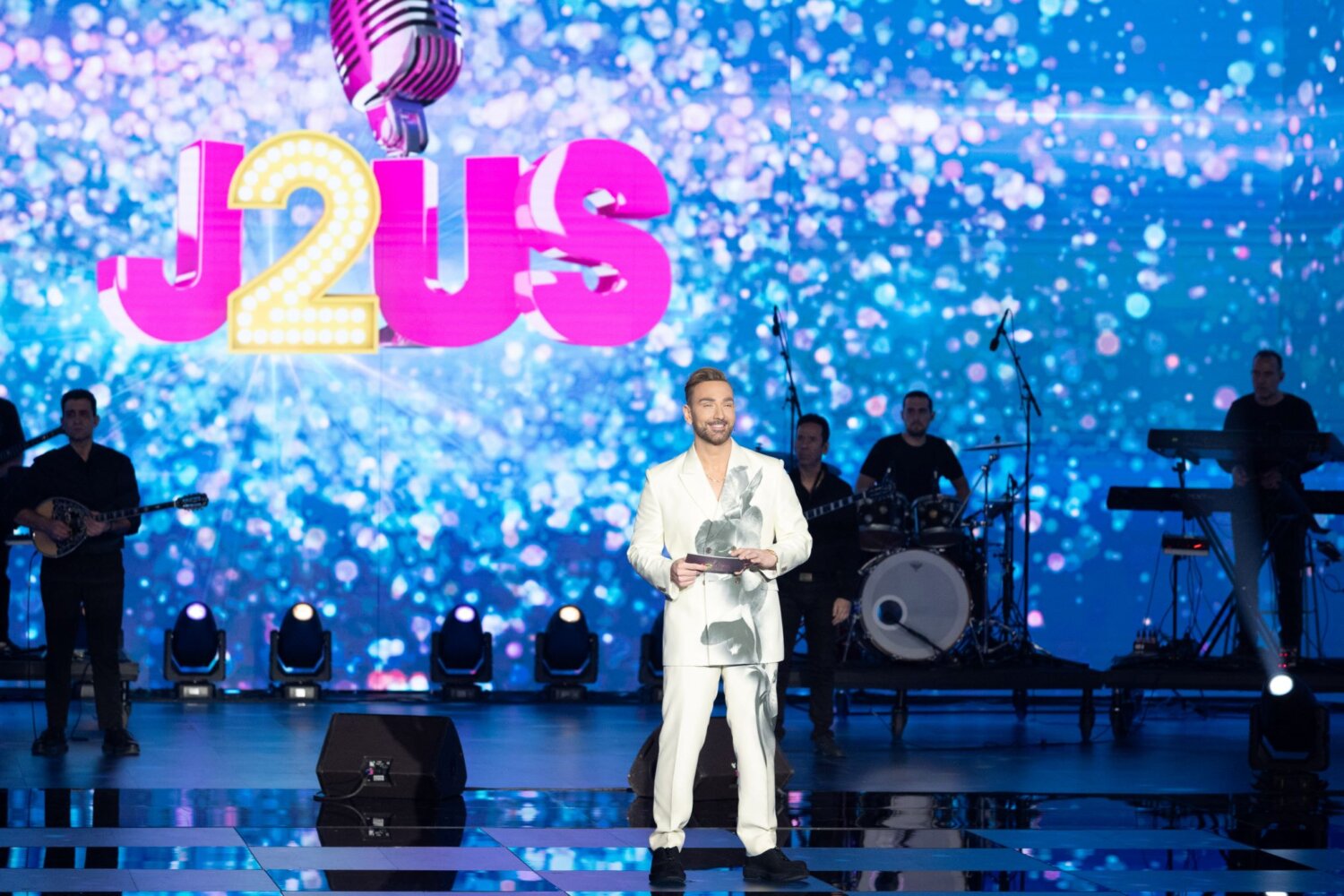 J2US: Το μεγαλύτερο πάρτι της ελληνικής τηλεόρασης απόψε στις 20:00 ...