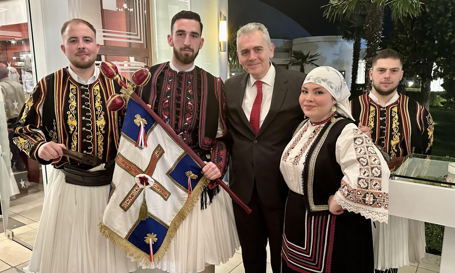 Μ. Χαρακόπουλος: Οι Σαρακατσαναίοι κρατούν ψηλά το φλάμπουρο της ...