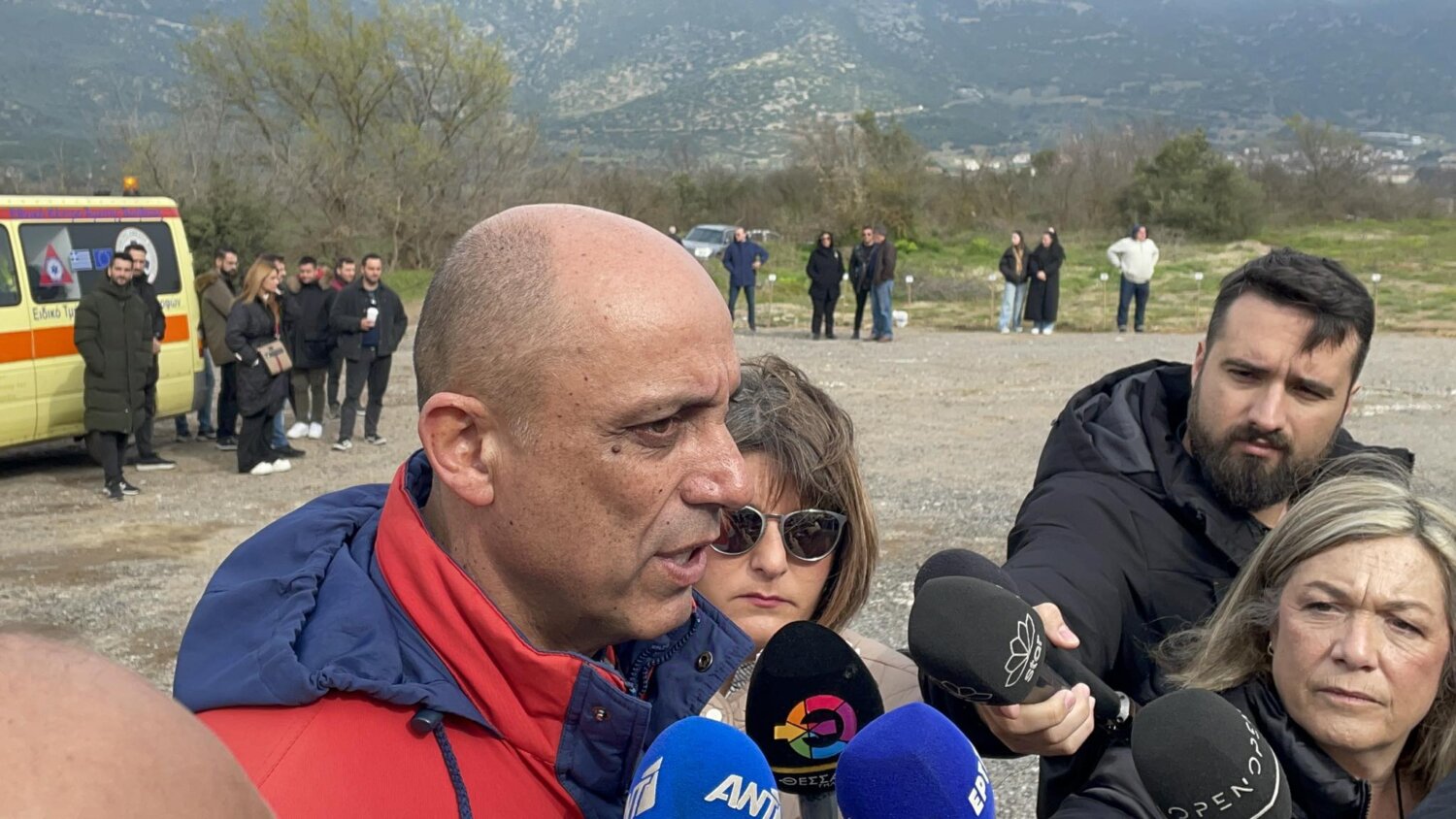 «Αντικρίσαμε απόκοσμες σκηνές...»: Διασώστες επιστρέφουν στον τόπο της ...