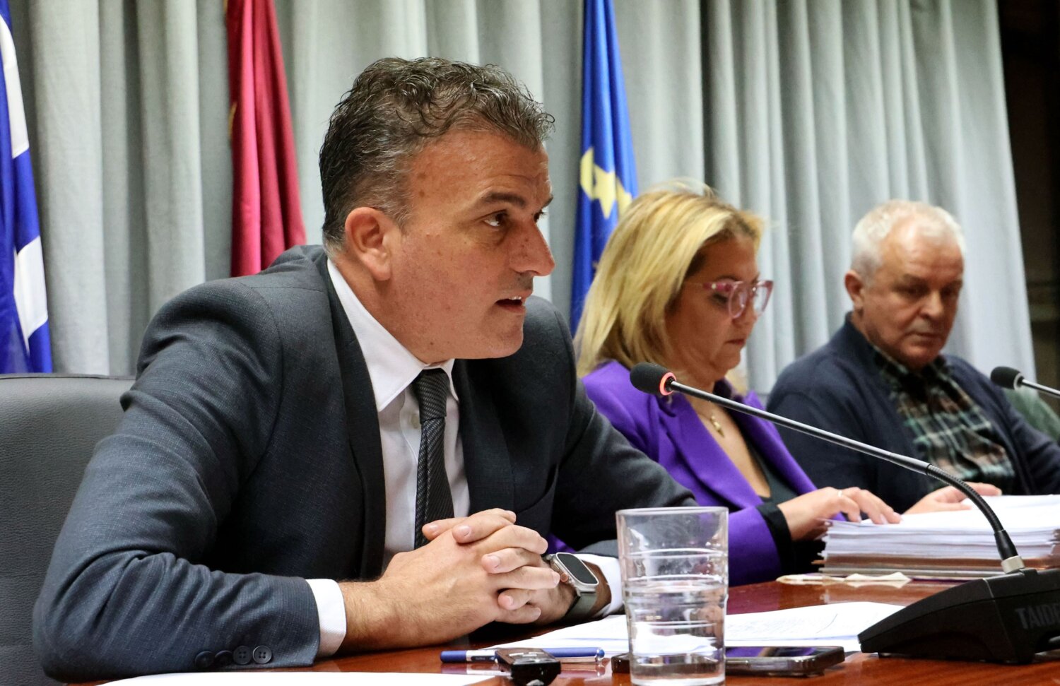 Μνημείο για τα θύματα Τεμπών από τον Δήμο Λαρισαίων - larissanet.gr