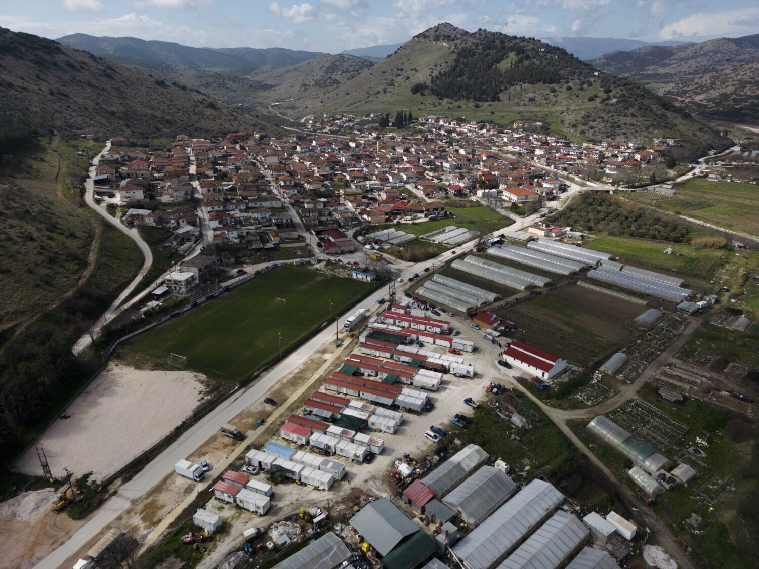 Σεισμός σε Τύρναβο-Ελασσόνα: Συμπληρώθηκαν τρία χρόνια με... υποσχέσεις ...