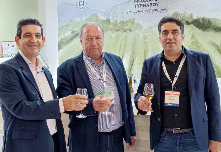 Εντυπωσιακή η συμμετοχή του Αγροτικού Οινοποιητικού Συνεταιρισμού ...