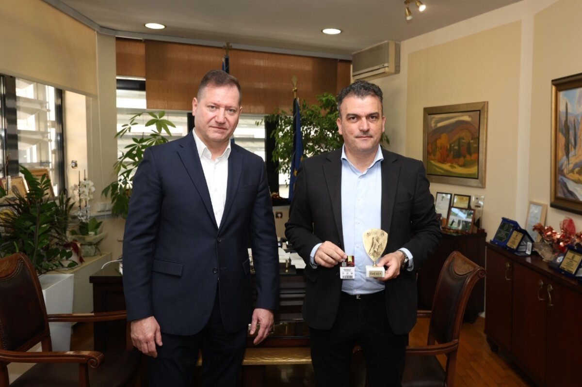 Στον δήμαρχο Λαρισαίων ο πρόεδρος της ΠΑΕ ΑΕΛ - larissanet.gr