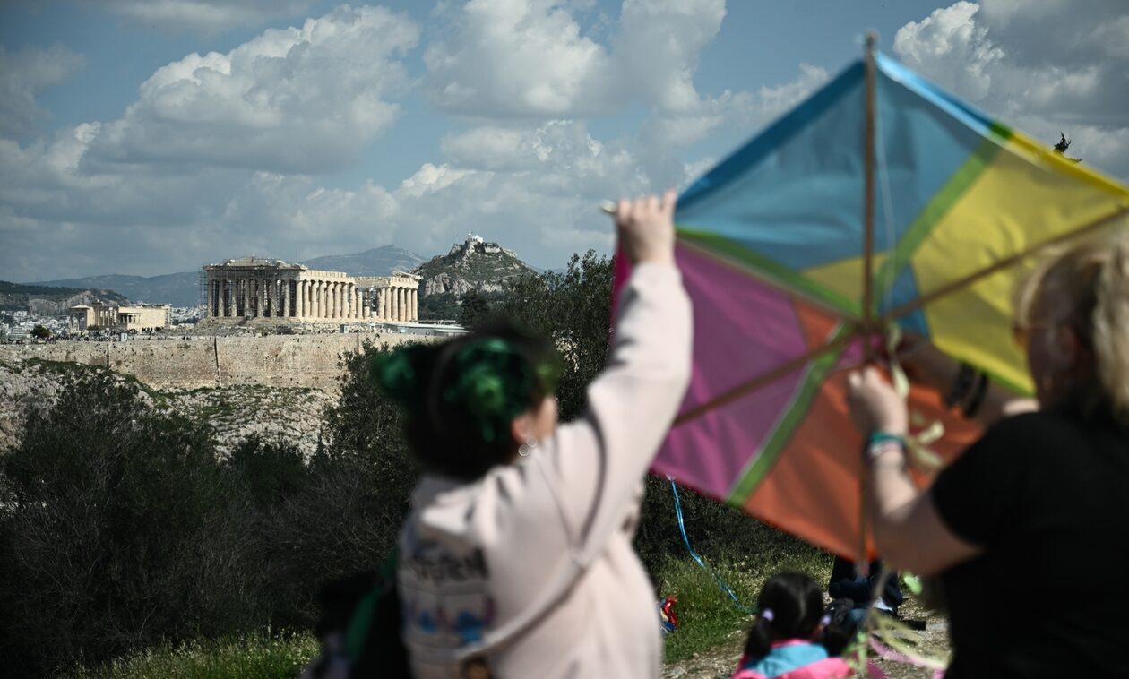 Καθαρά Δευτέρα με μουσική, χορό και σαρακοστιανά στην Αττική - Γέμισε ...