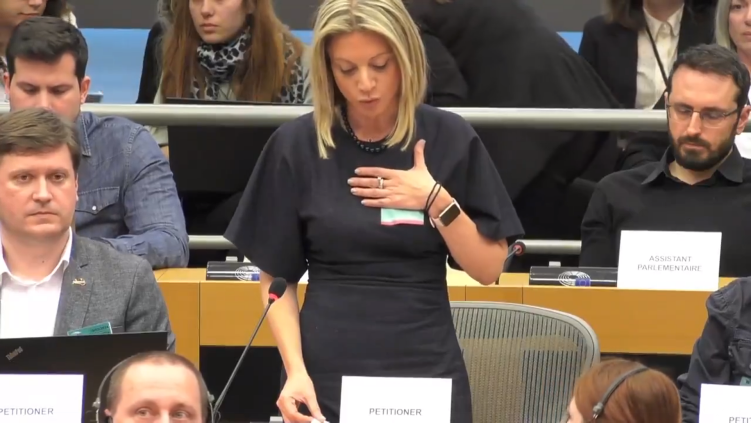 Καρυστιανού στην Ευρωβουλή για Τέμπη: Πλήρη ασυλία στον Καραμανλή από ...