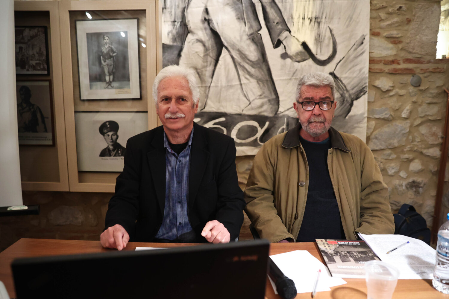 Εκδήλωση της ΠΕΑΕΑ – ΔΣΕ στη Λάρισα για τα έκτακτα στρατοδικεία (φωτ ...