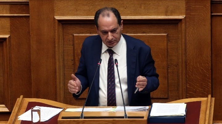 Ο Σπίρτζης ζήτησε να κινηθεί η διαδικασία του άρθρου 86 του Συντάγματος ...