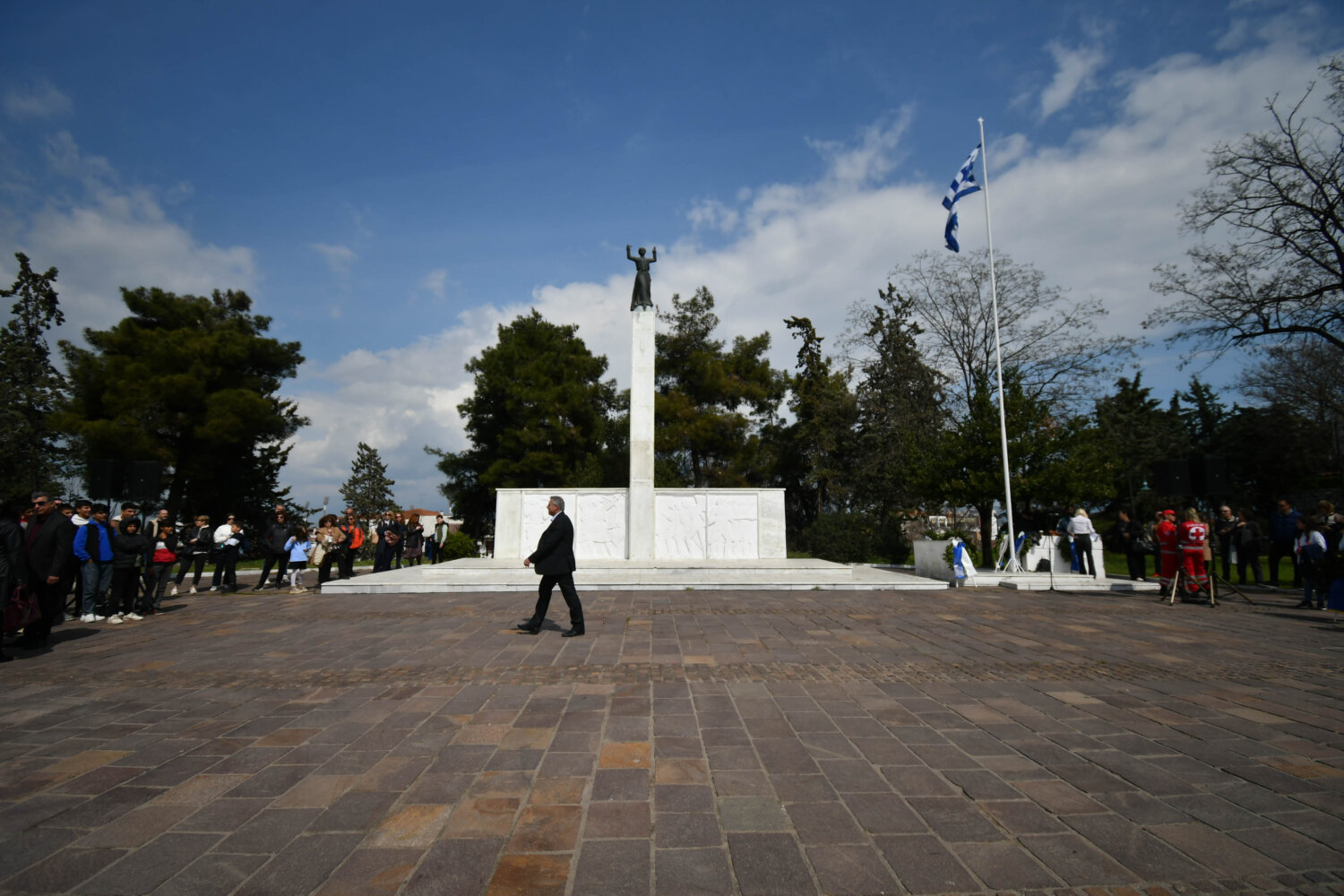 Λάρισα: Εκδηλώσεις για τον εορτασμό της Ημέρας Λήξης Β’ Παγκοσμίου ...