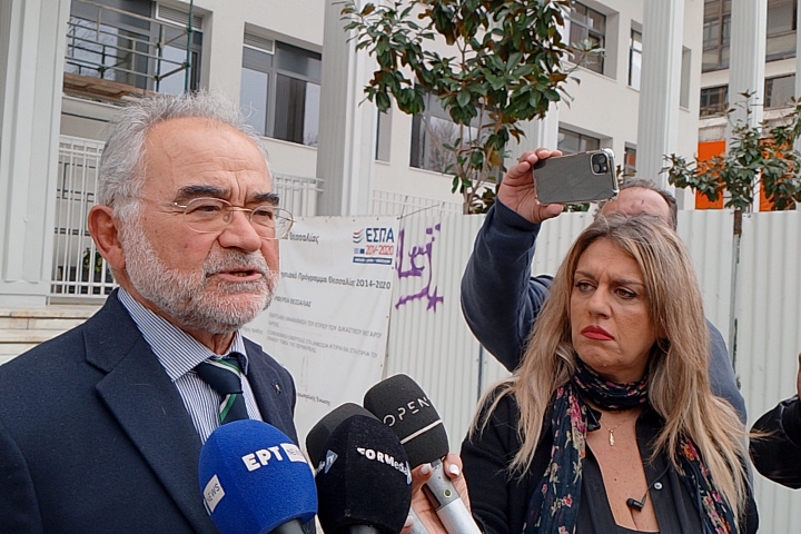 Λ. Αποστολίδης: Ο Γεράσιμος δίνει τη μάχη της ζωής σε κρίσιμο στάδιο ...