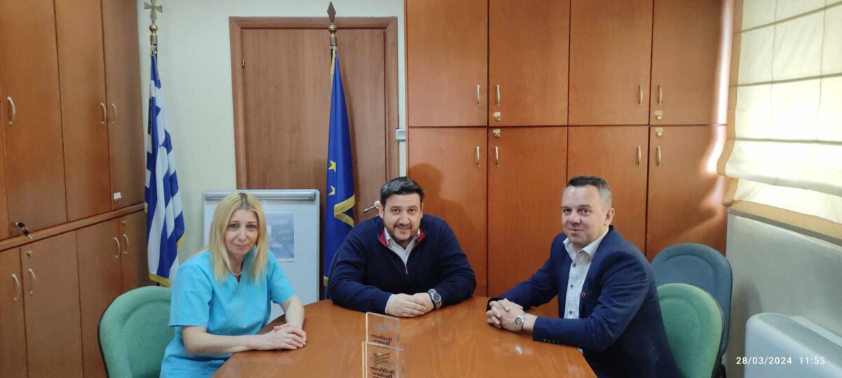 Δωρεά βρεφικού γάλακτος στο Γ.Ν.Λ. - larissanet.gr