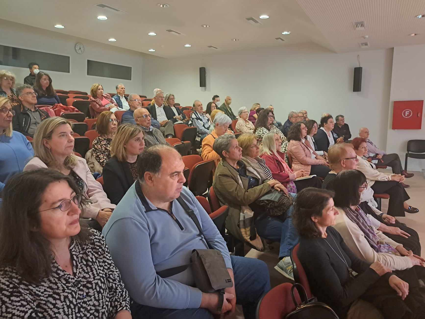 «Οι ρωμαϊκές επιτύμβιες στήλες του Διαχρονικού Μουσείου Λάρισας ...
