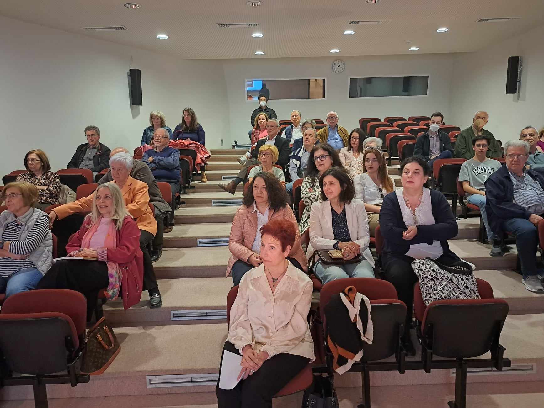 «Οι ρωμαϊκές επιτύμβιες στήλες του Διαχρονικού Μουσείου Λάρισας ...