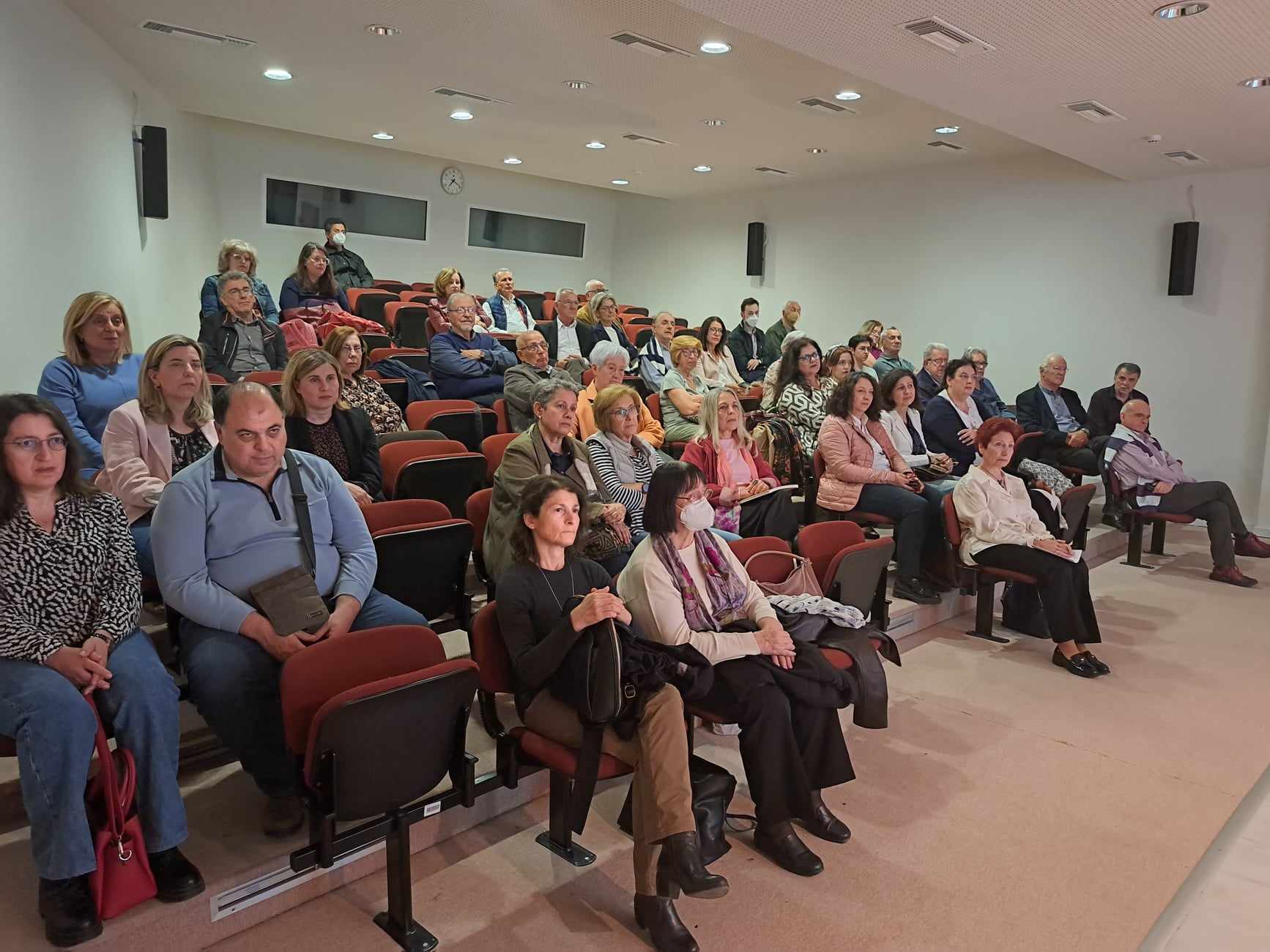 «Οι ρωμαϊκές επιτύμβιες στήλες του Διαχρονικού Μουσείου Λάρισας ...