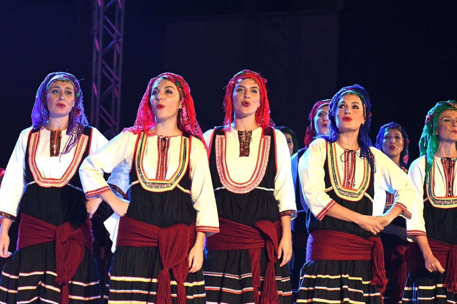 Το Λύκειο των Ελληνίδων Λάρισας θα πλαισιώσει την ομιλία της ιστορικού ...