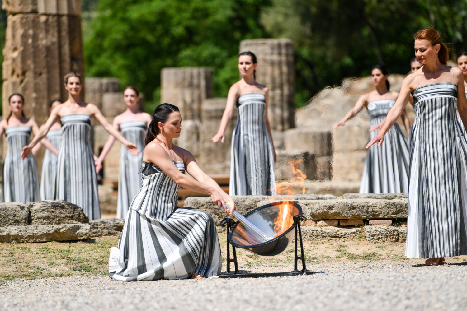 Η Ολυμπιακή Φλόγα ανάβει στην Αρχαία Ολυμπία - larissanet.gr