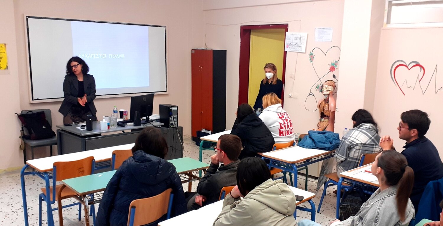 Ενημέρωση στο ΕΠΑΛ Τυρνάβου «Φύλο, Γλώσσα, Εκπαίδευση» - larissanet.gr