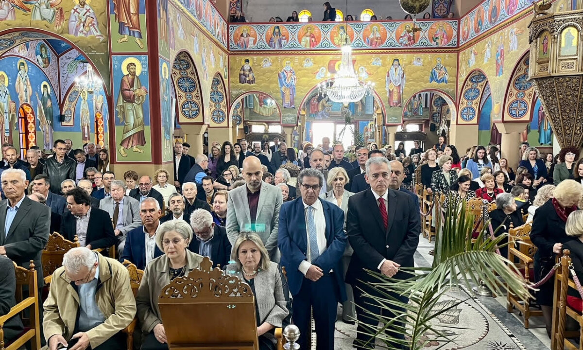 Μ. Χαρακόπουλος στα Φάρσαλα: Μικρή η απόσταση από το "ωσαννά" στο ...