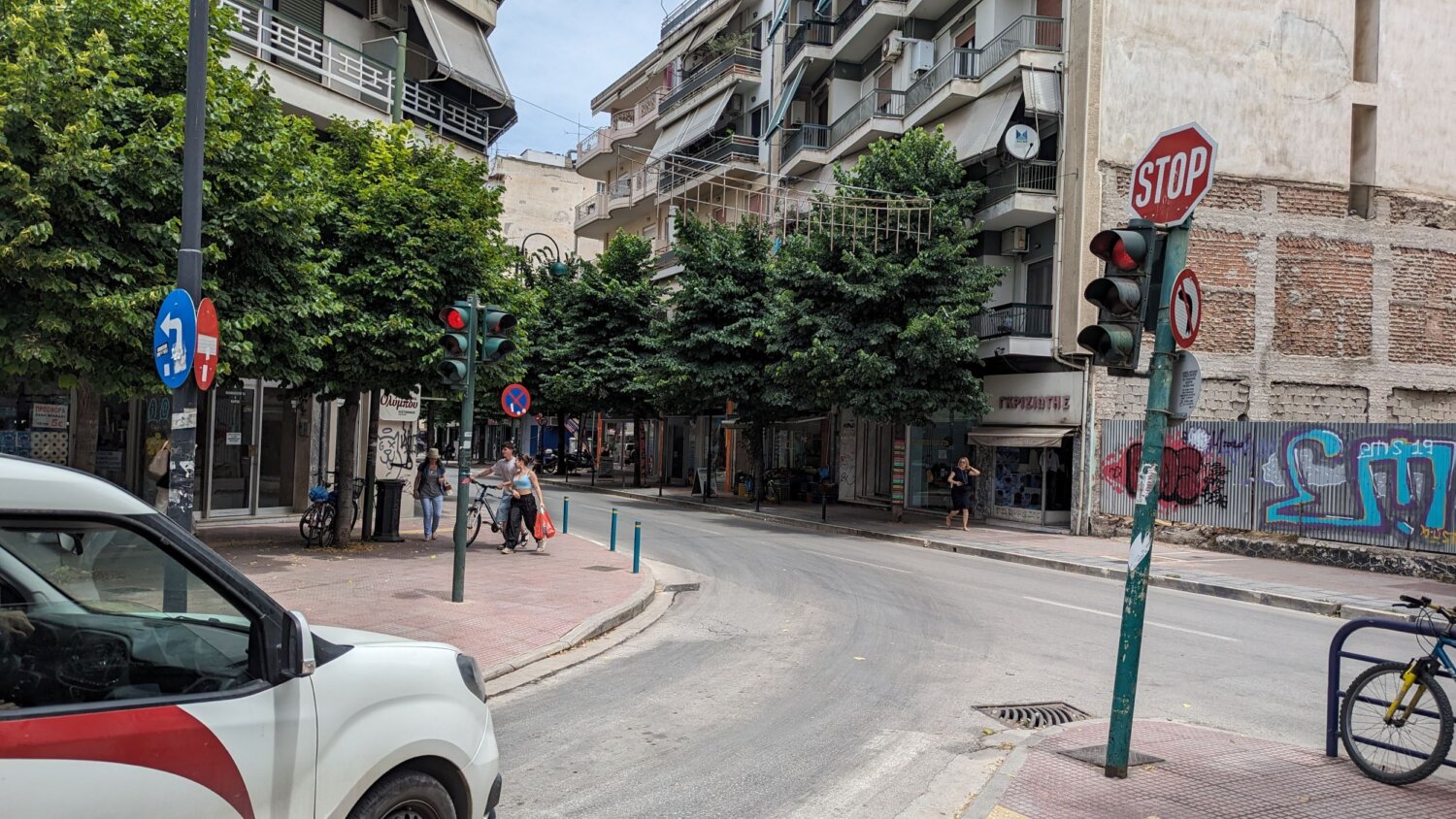 Λάρισα: Κανονικά η λειτουργία των φωτεινών σηματοδοτών στους κόμβους ...