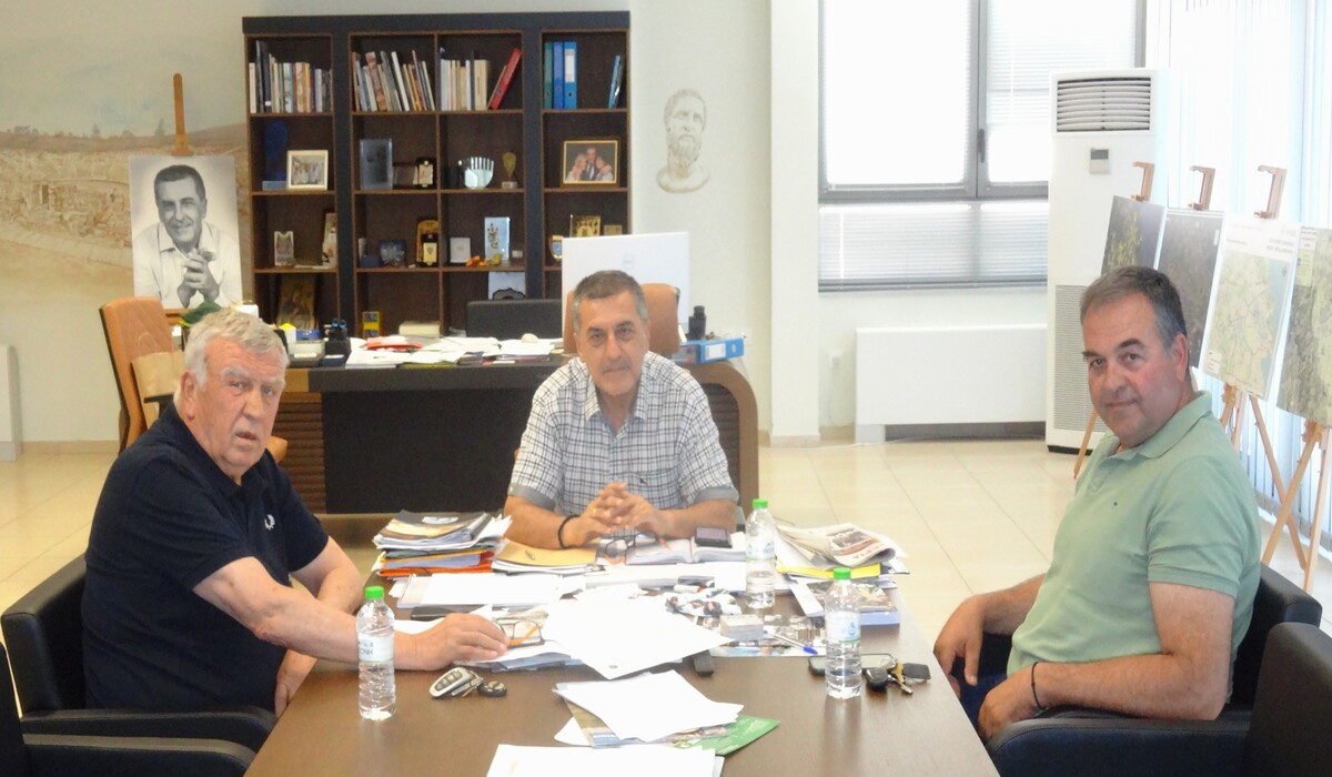 Με τον Δ. Κουρέτα συναντήθηκε ο Θ. Νασιακόπουλος - Στο επίκεντρο ο ...