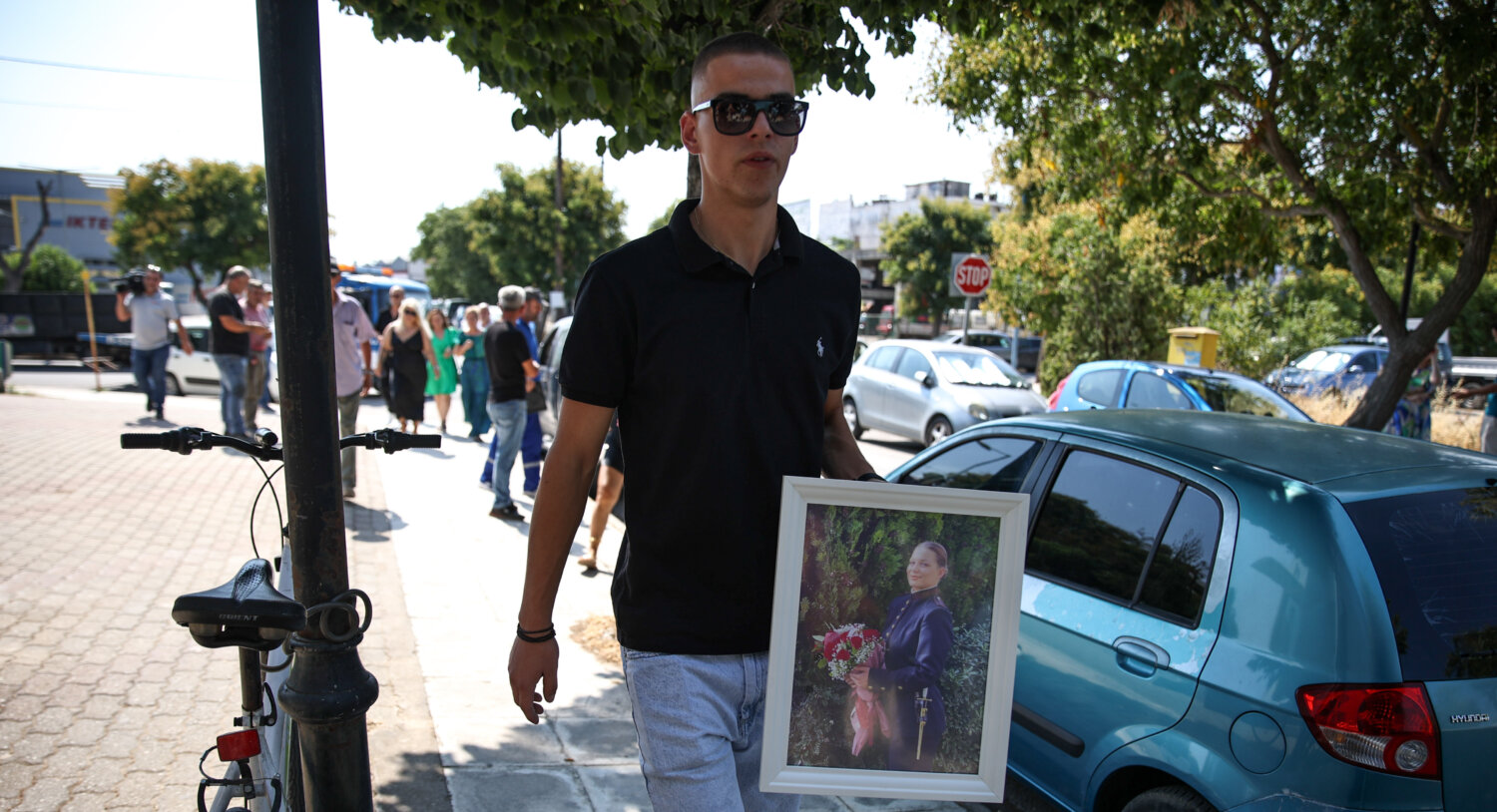 Λάρισα: Τιμούν τη μνήμη της Κλαούντια - Αλεξάνδρας Λάτα στη συνοικία ...