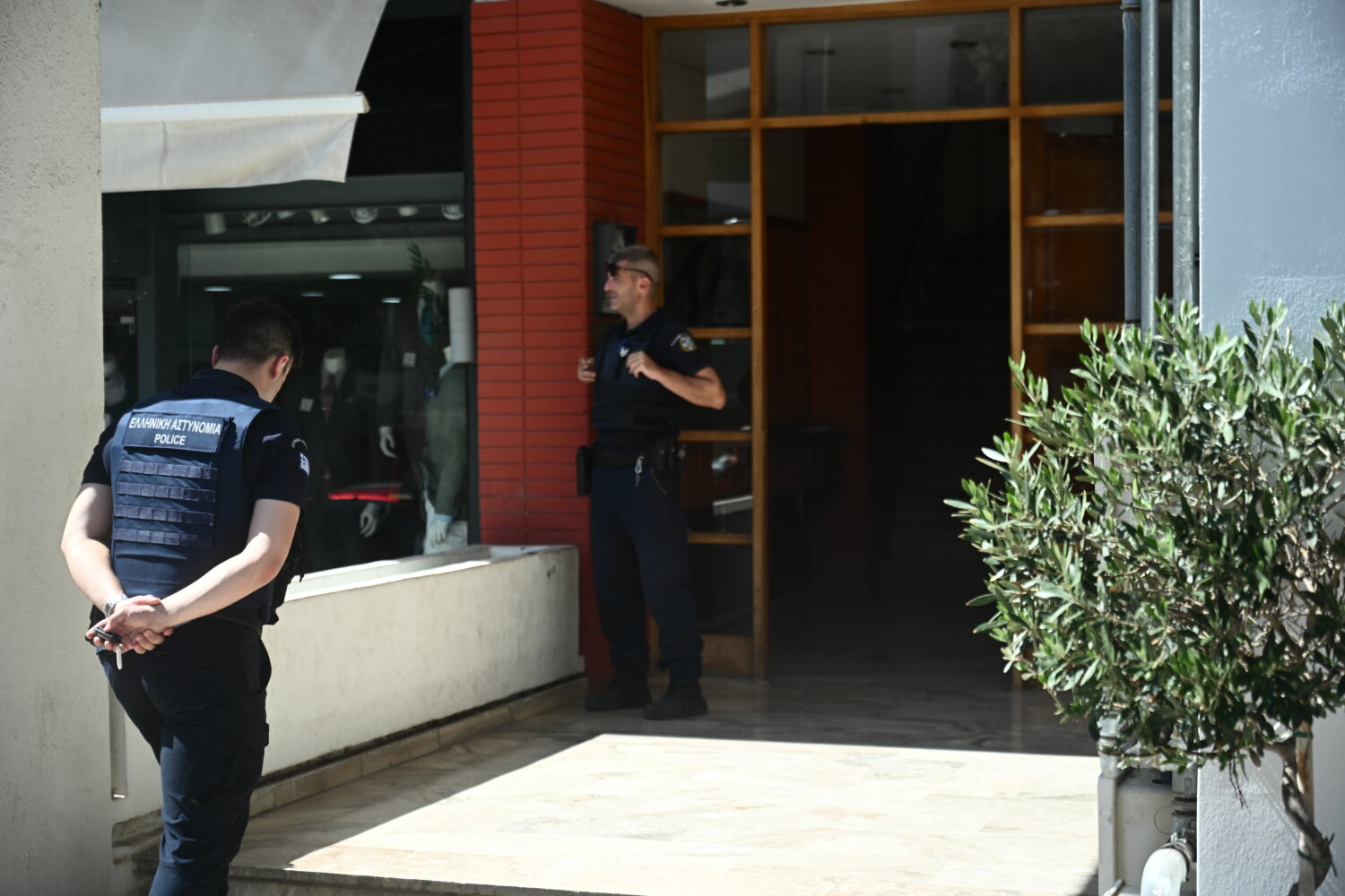 Δολοφονία στη Ν. Σμύρνη: Για ανθρωποκτονία από πρόθεση διώκεται η ...
