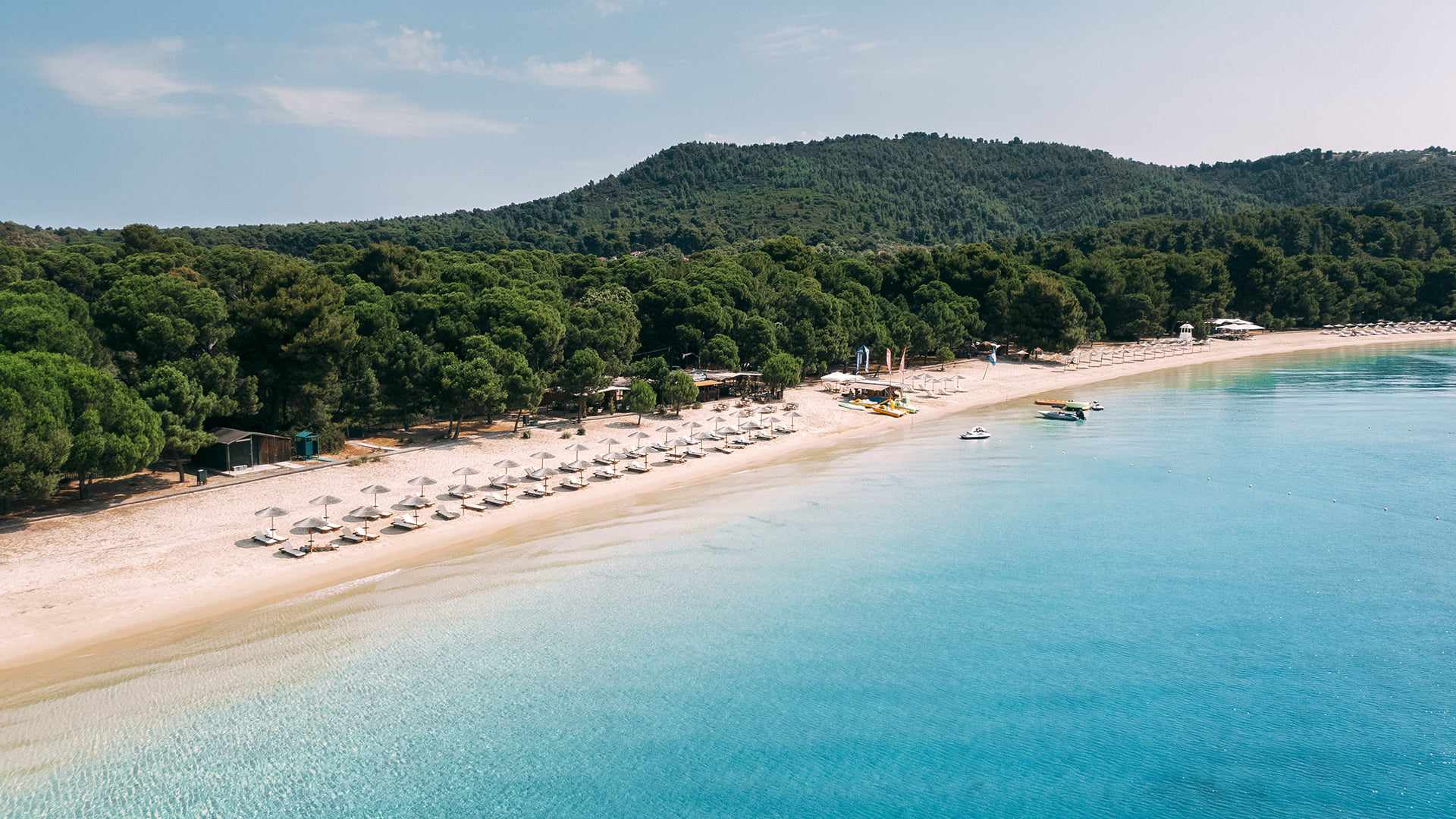 Σκιάθος: Το νησί που κάνει πραγματικότητα την επέκταση της τουριστικής ...