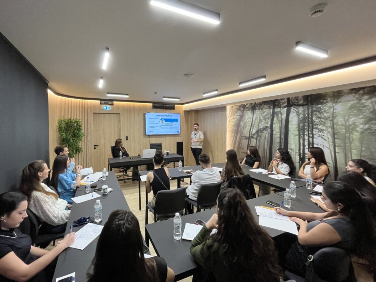 Κέντρο Δια Βίου Μάθησης ΚΑΙΝΟΤΟΜΙΑ: Επιτυχημένη η εκδήλωση "Time to ...