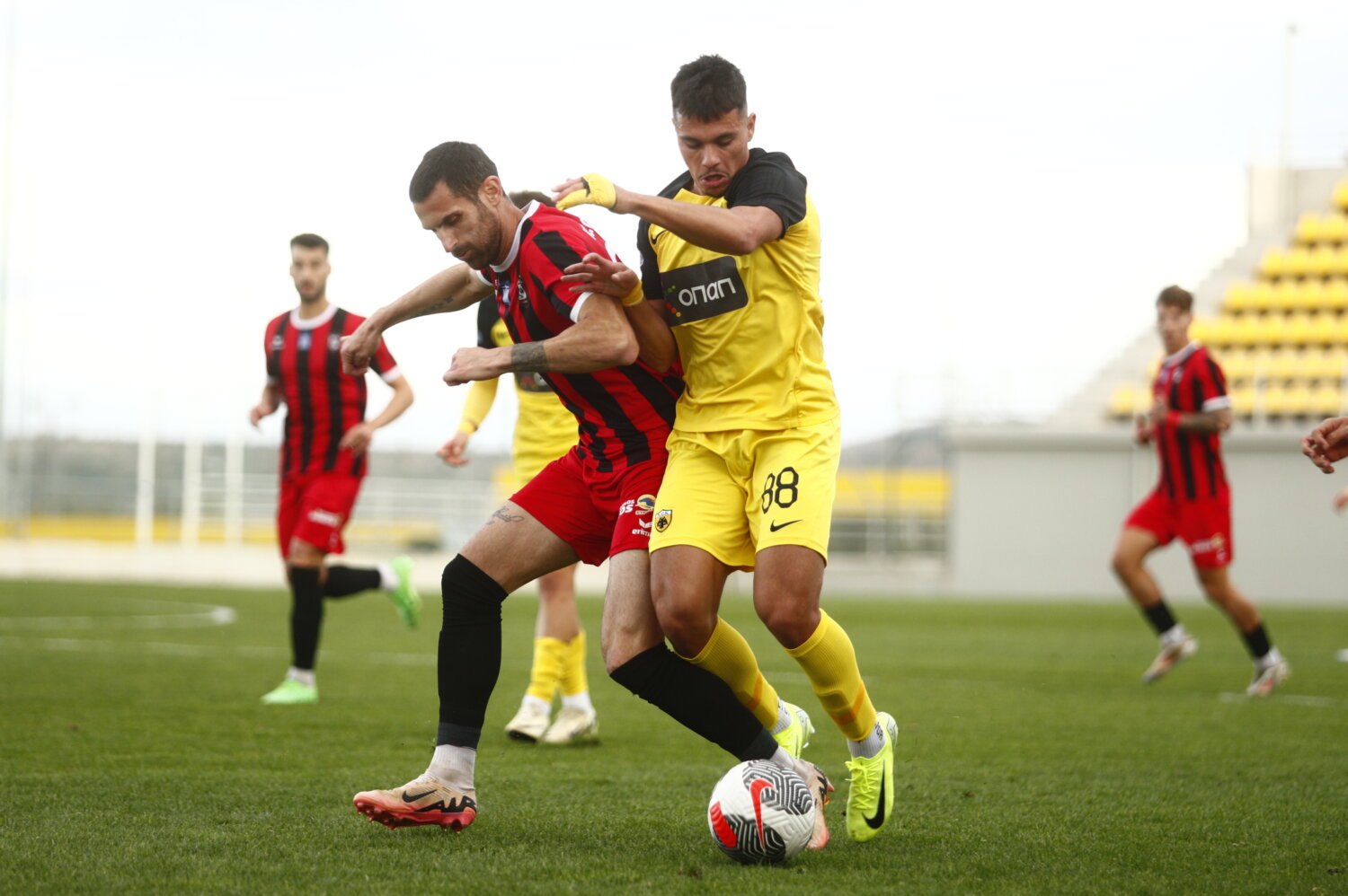 Έμειναν στο "μηδέν" ΑΕΚ Β’ και Παναχαϊκή - larissanet.gr