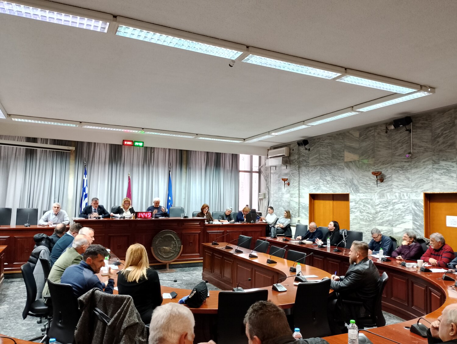Δημοτικό Συμβούλιο: Υδροφόρα στον Δ. Τυρνάβου, δίδακτρα Ωδείου και ...