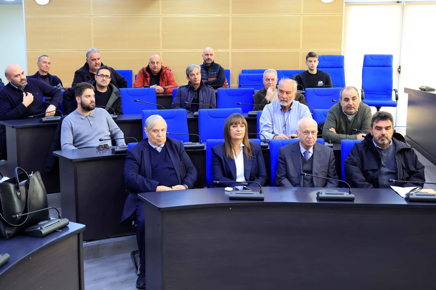 Στον Περιφερειάρχη εκπρόσωποι εργοληπτικών οργανώσεων - Διαμαρτύρονται ...