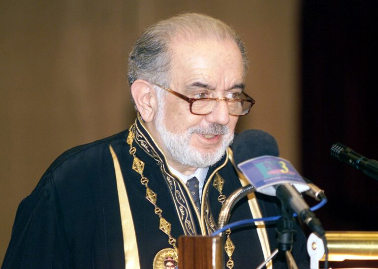 Θεσσαλονίκη: Απεβίωσε ο πρώην πρύτανης του ΑΠΘ Μιχάλης Παπαδόπουλος ...