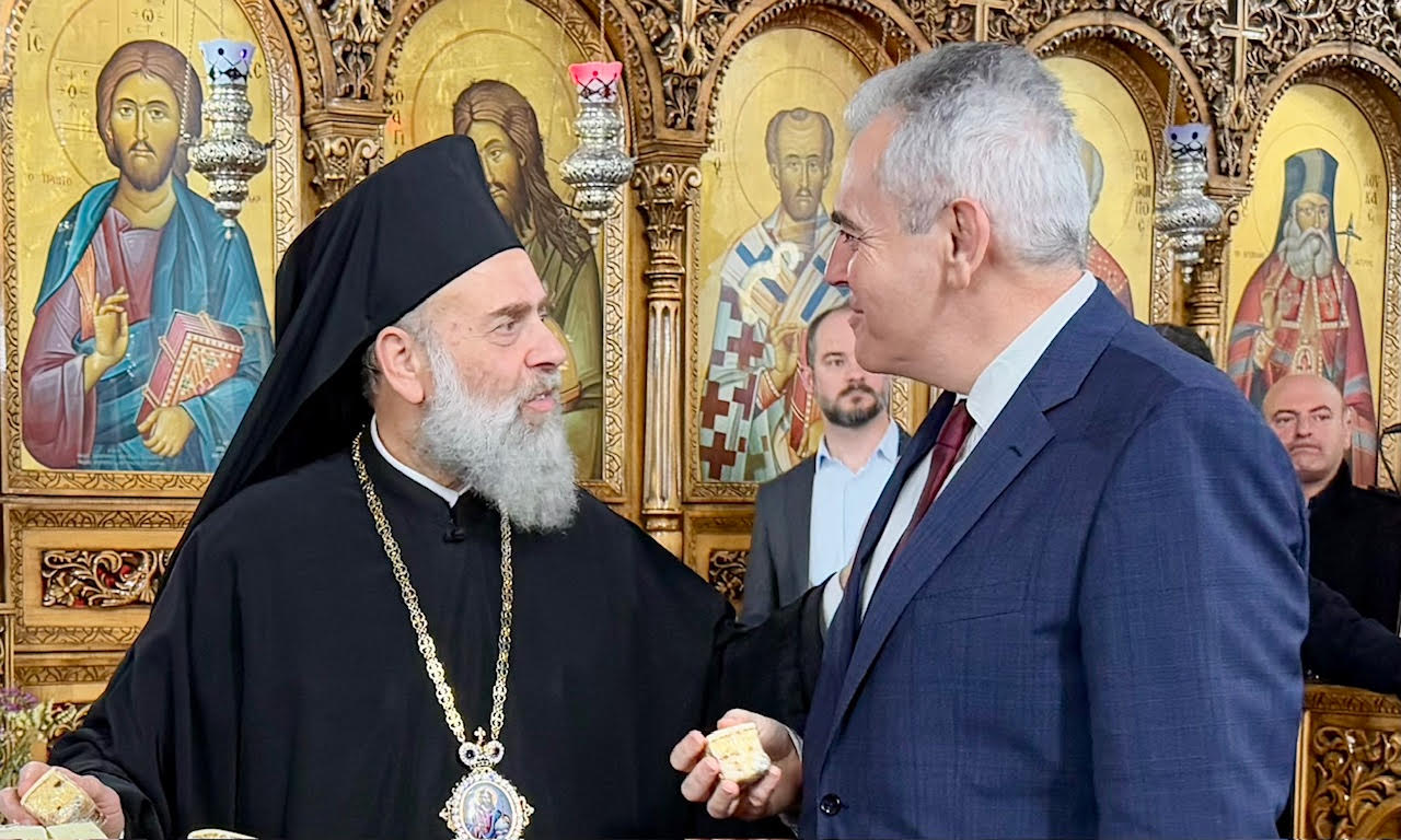 Μ. Χαρακόπουλος στα Φάρσαλα: Η φιλανθρωπία έμπρακτη εκδήλωση αγάπης και ...