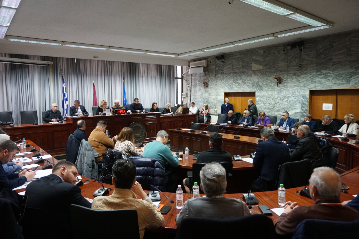 Δημοτικό Συμβούλιο: Έρχεται ελεγχόμενη στάθμευση για μόνιμους κατοίκους ...