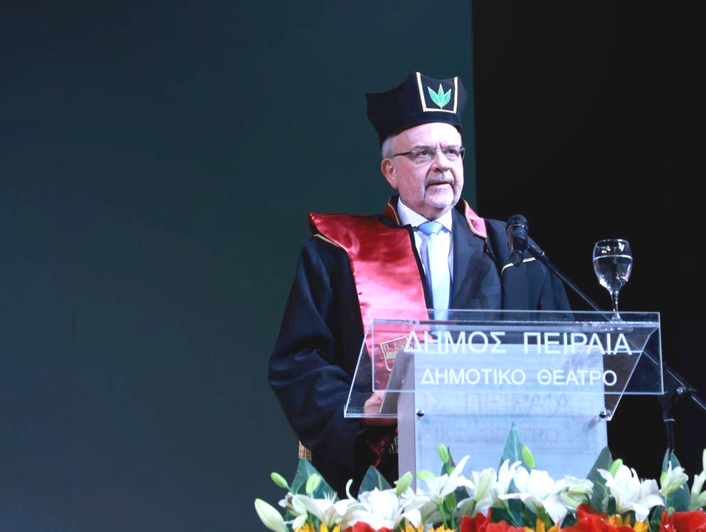 Τελετή αναγόρευσης σε Επίτιμο Διδάκτορα του Διευθύνοντoς Συμβούλου της ...