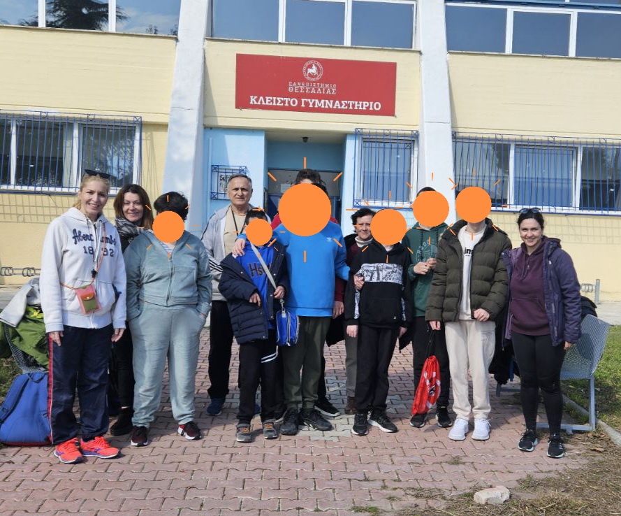 Μαθητές του Ε.Ε.Ε.Ε.Κ. Λάρισας στις αθλητικές εγκαταστάσεις του ...