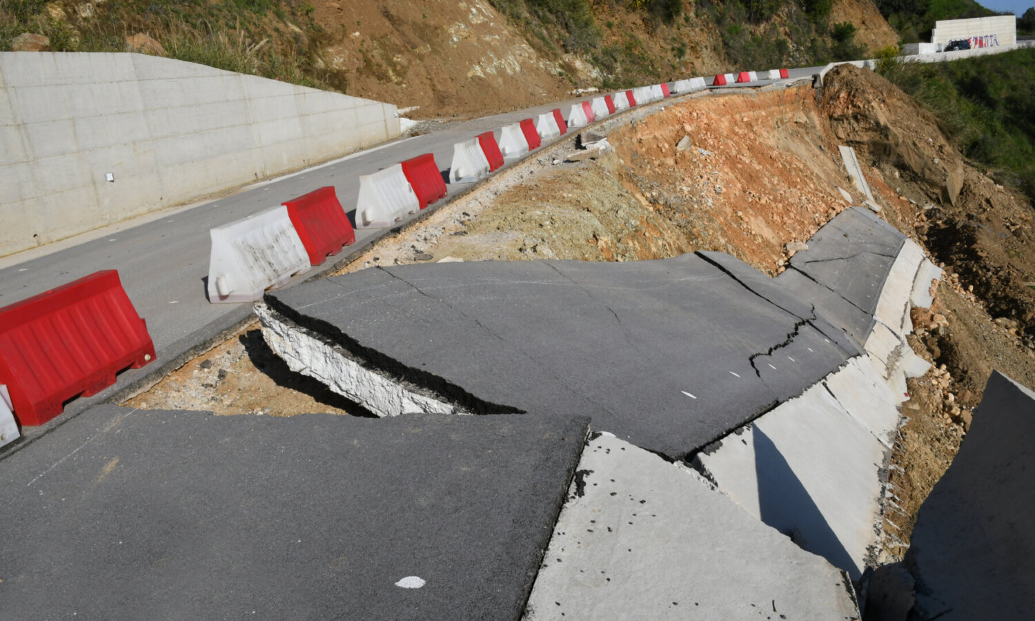 Γρ. Καλαγιάς: Πολλά γράφονται για τον δρόμο Αγιόκαμπου - Κεραμιδίου ...