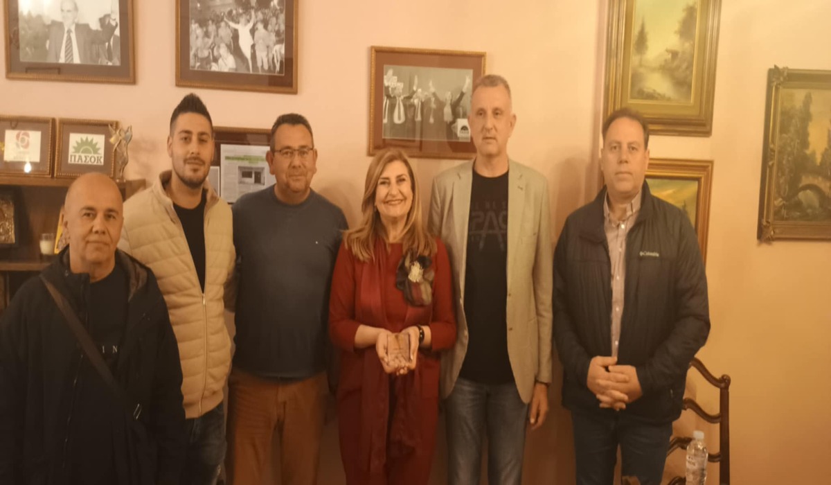 Ευ. Λιακούλη: «Παιδιά ενός κατώτερου Θεού» οι πολιτικοί υπάλληλοι του ...