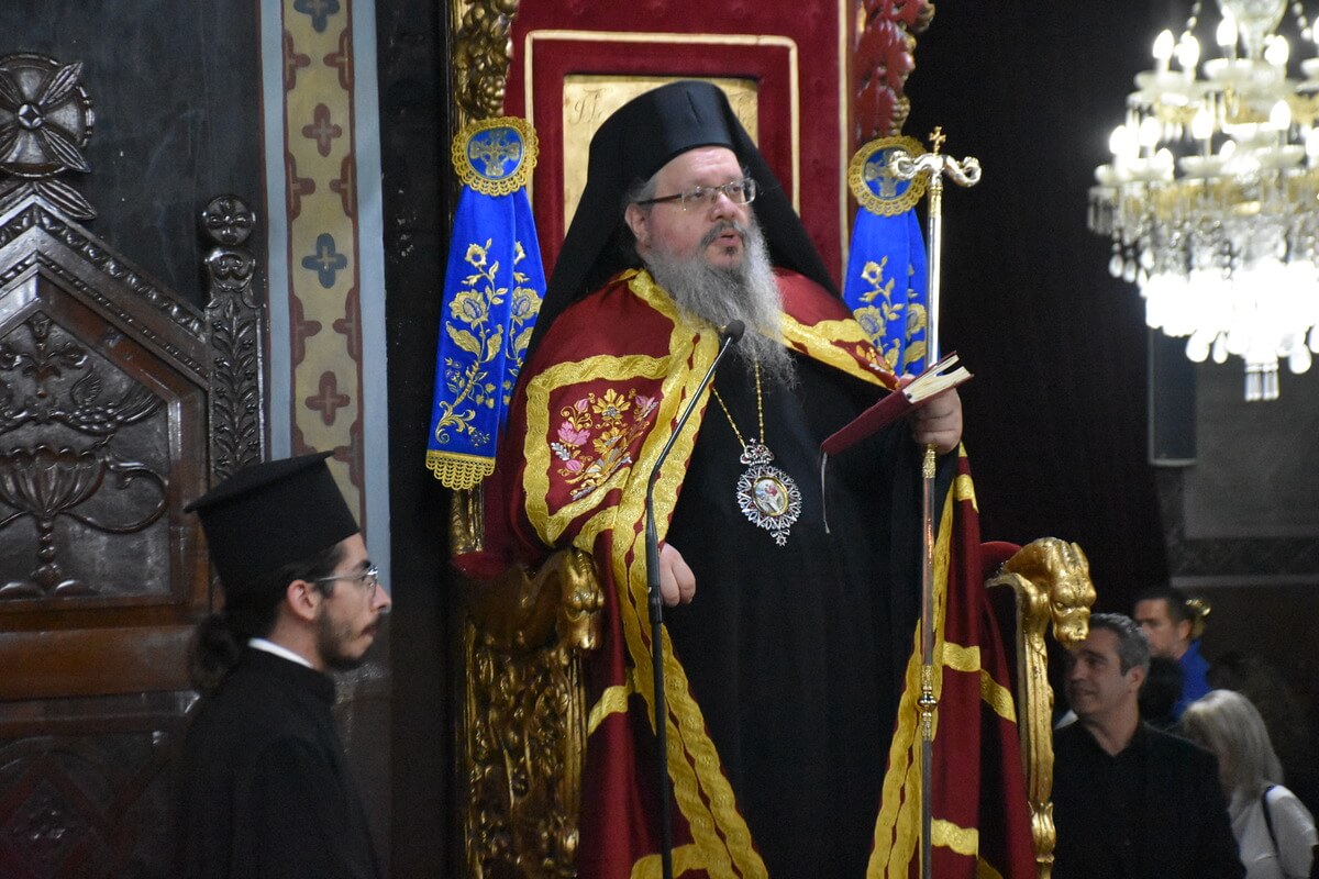 Στην Καρδίτσα η Αγία Ζώνη της Υπεραγίας Θεοτόκου: Ιερά Αγρυπνία του ...