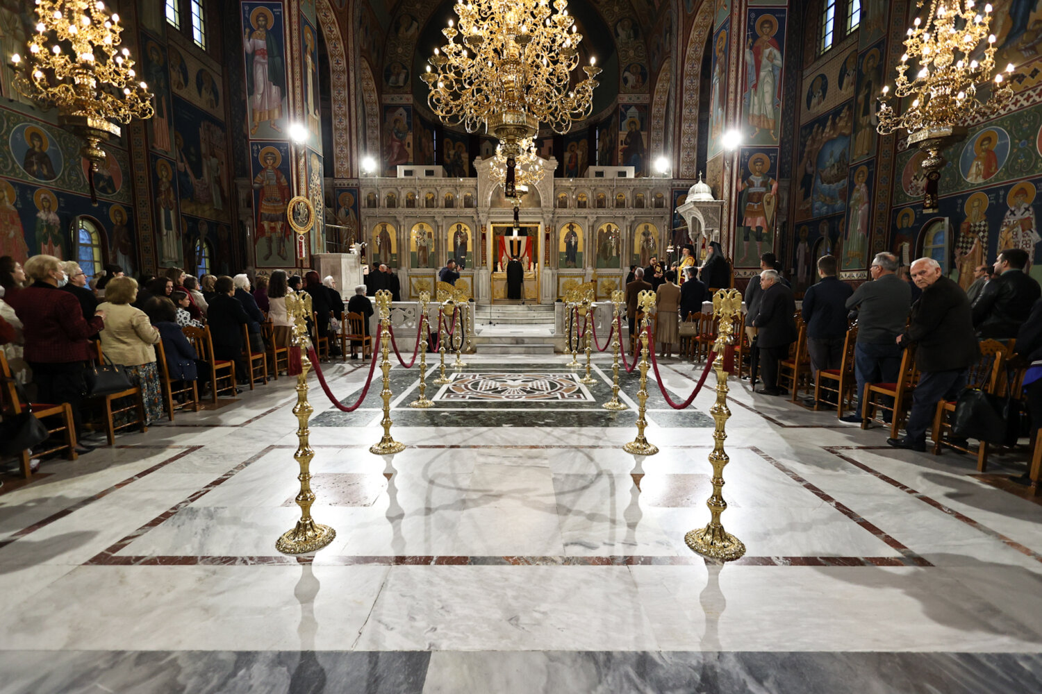 Αγρυπνία στον Άγιο Αχίλλιο για την Απόδοση του Πάσχα - larissanet.gr