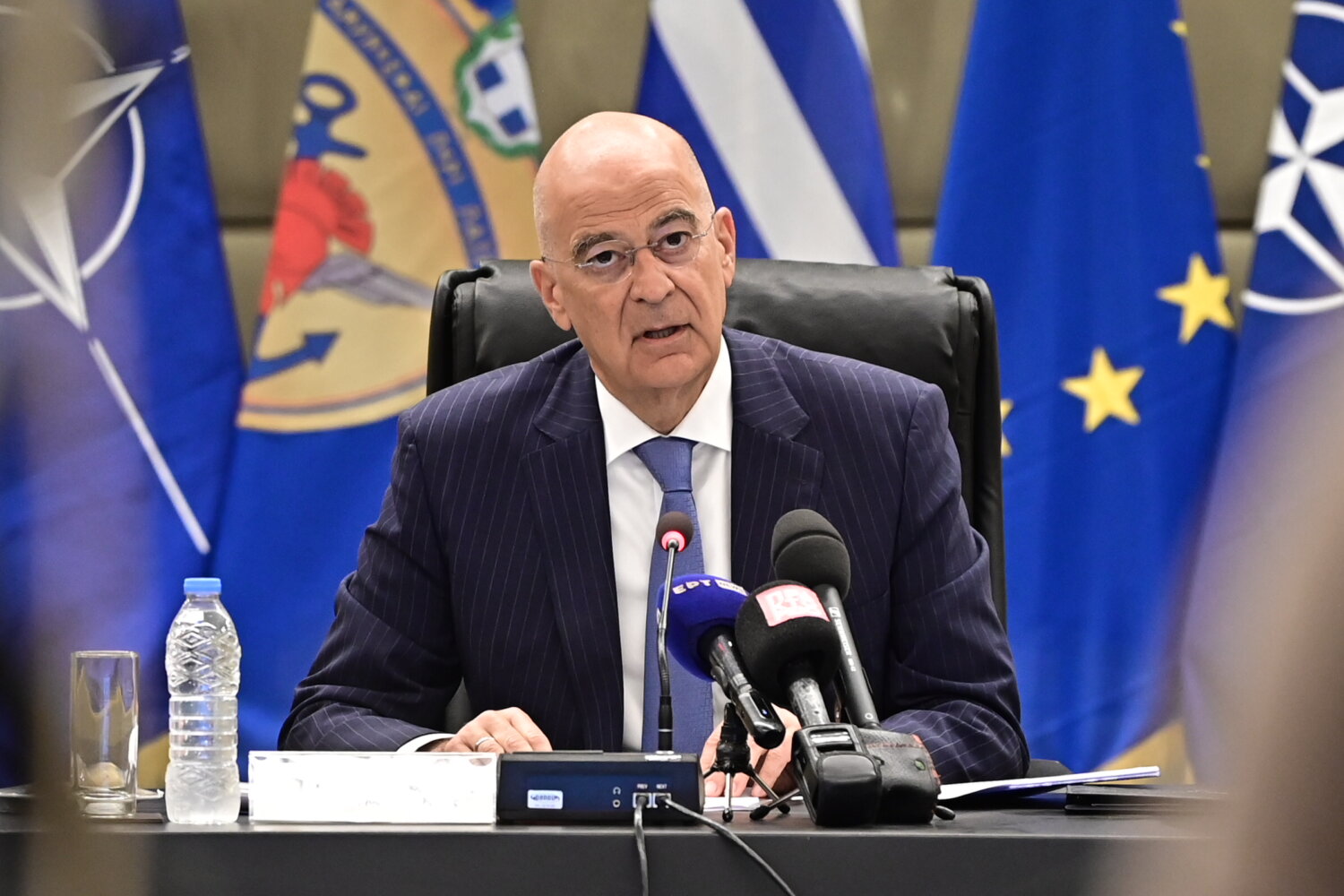 Καταργείται η 1η Στρατιά - 45 συγχωνεύσεις στρατοπέδων ανακοίνωσε ο Ν ...