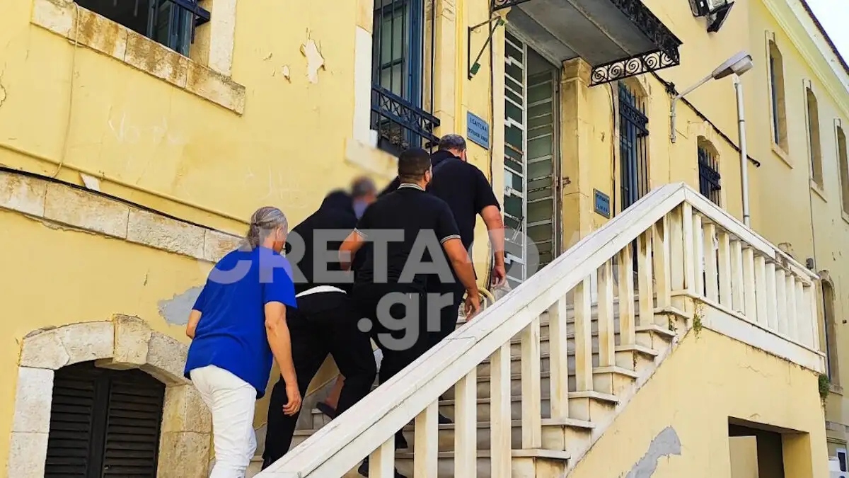 Στη φυλακή ο 21χρονος οδηγός για την καταδίωξη μετά το «ωτοστόπ του ...