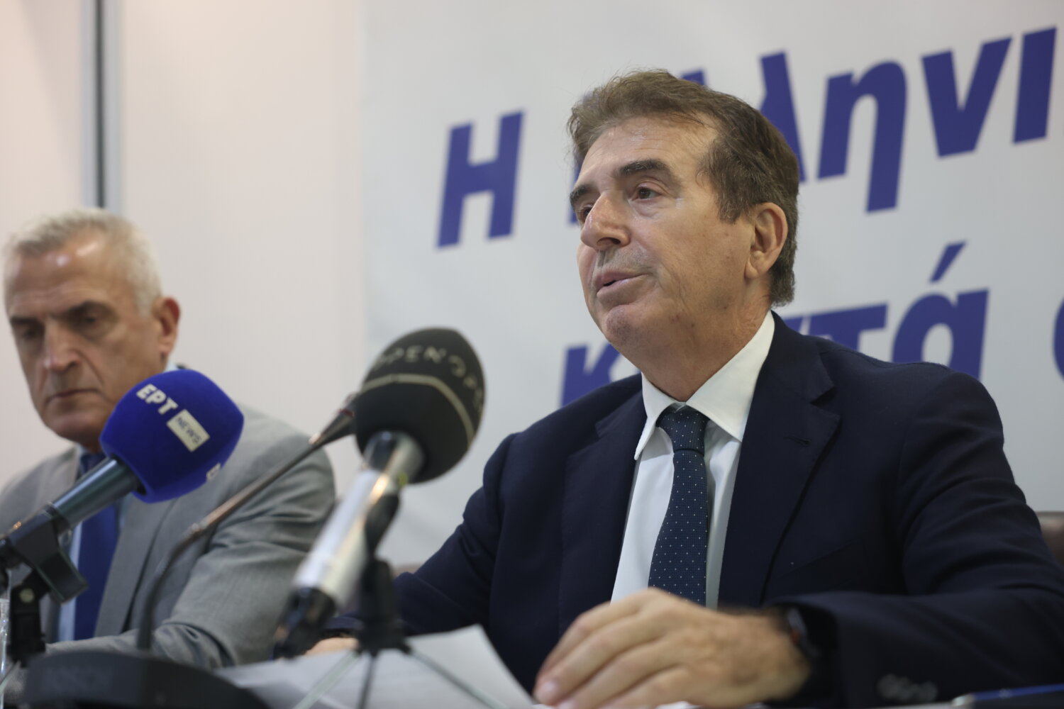 Μ. Χρυσοχοϊδης για Μνημείο Αγνώστου Στρατιώτη: Τώρα είναι μια ευκαιρία ...