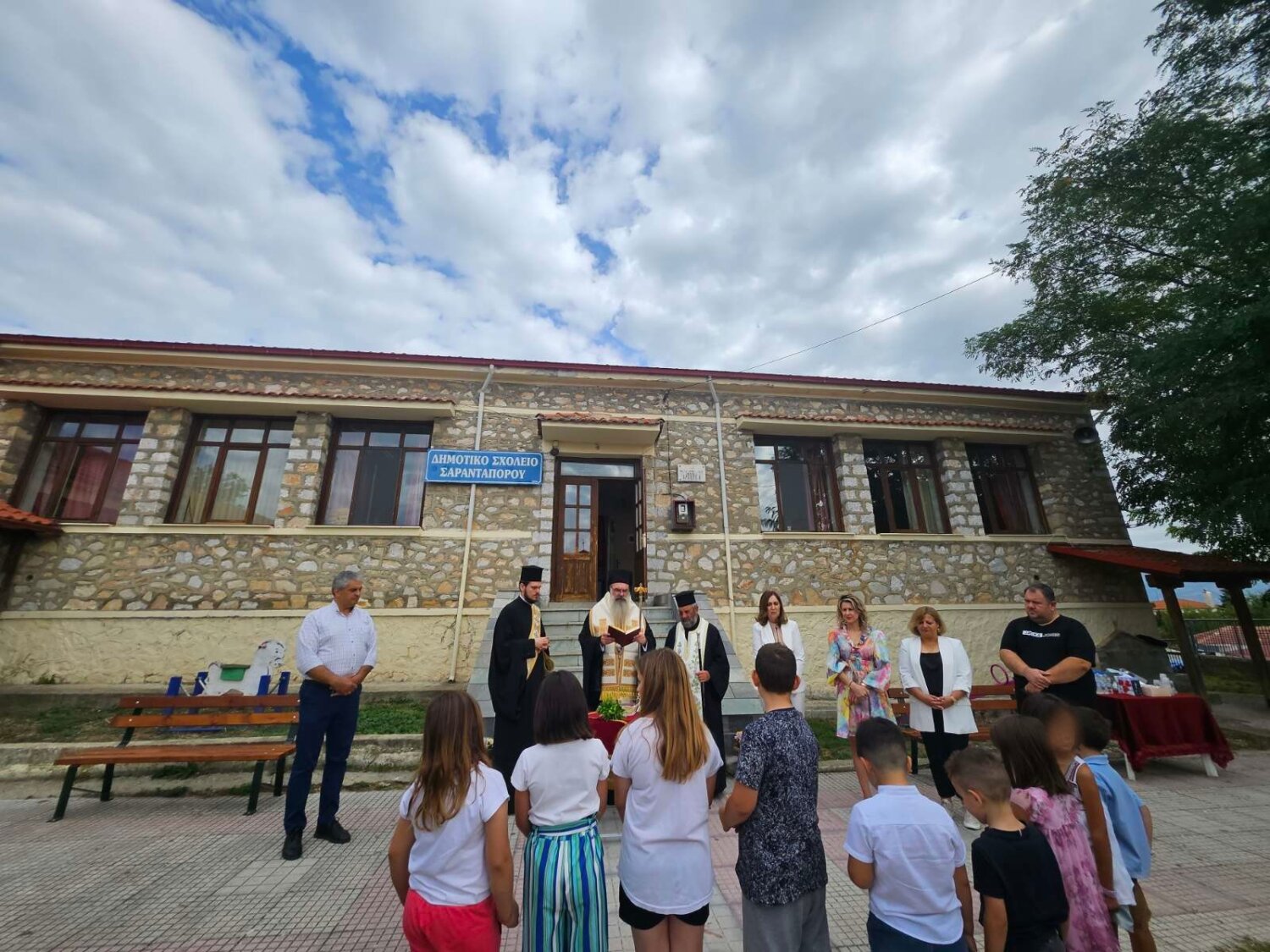 Στο Σαραντάπορο για τον αγιασμό η Αικ. Καραγιώργου - larissanet.gr