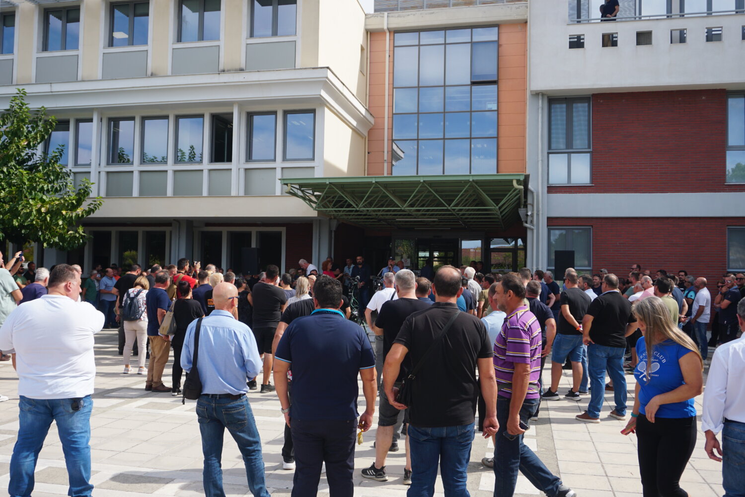 Αυτά είναι τα αιτήματα της συντονιστικής επιτροπής κτηνοτρόφων ...