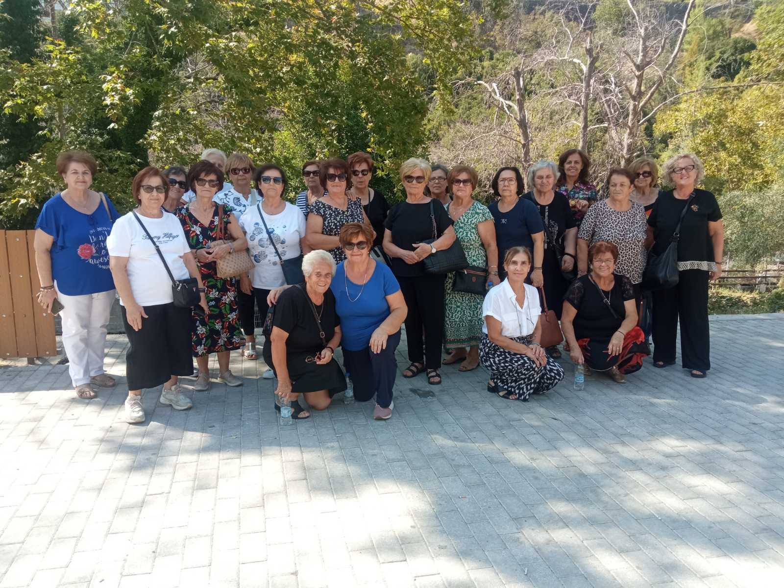 Εκδρομή των ΚΑΠΗ Πυργετού και Αιγάνης - larissanet.gr