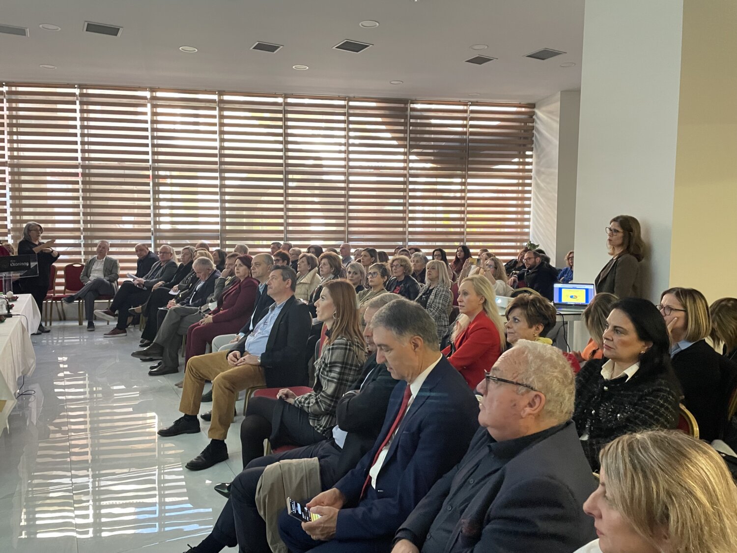 Ελ. Μελέτη από τη Λάρισα: «Αγκαλιάζουμε και σπάμε τα ταμπού ...