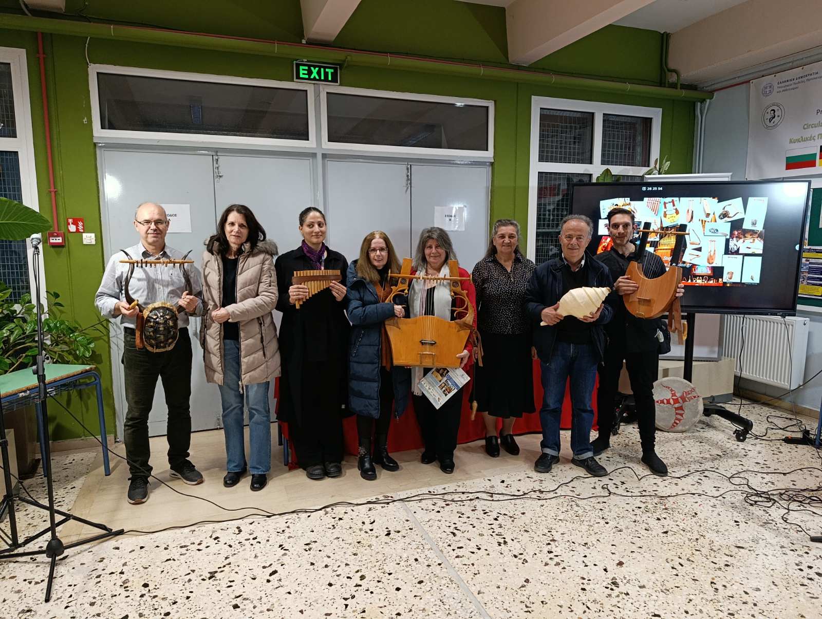 Στο 3ο Εσπερινό ΕΠΑΛ το μουσικό σύνολο «ΛύρΑυλος» - larissanet.gr